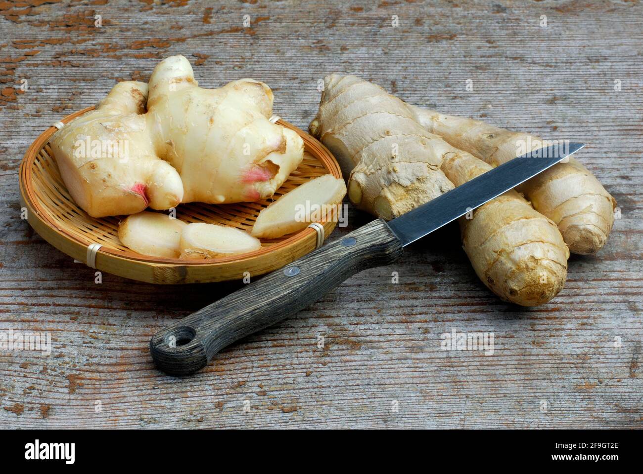 Ginger ( Zingiber officinale) , freshly harvested and usual trade form ...