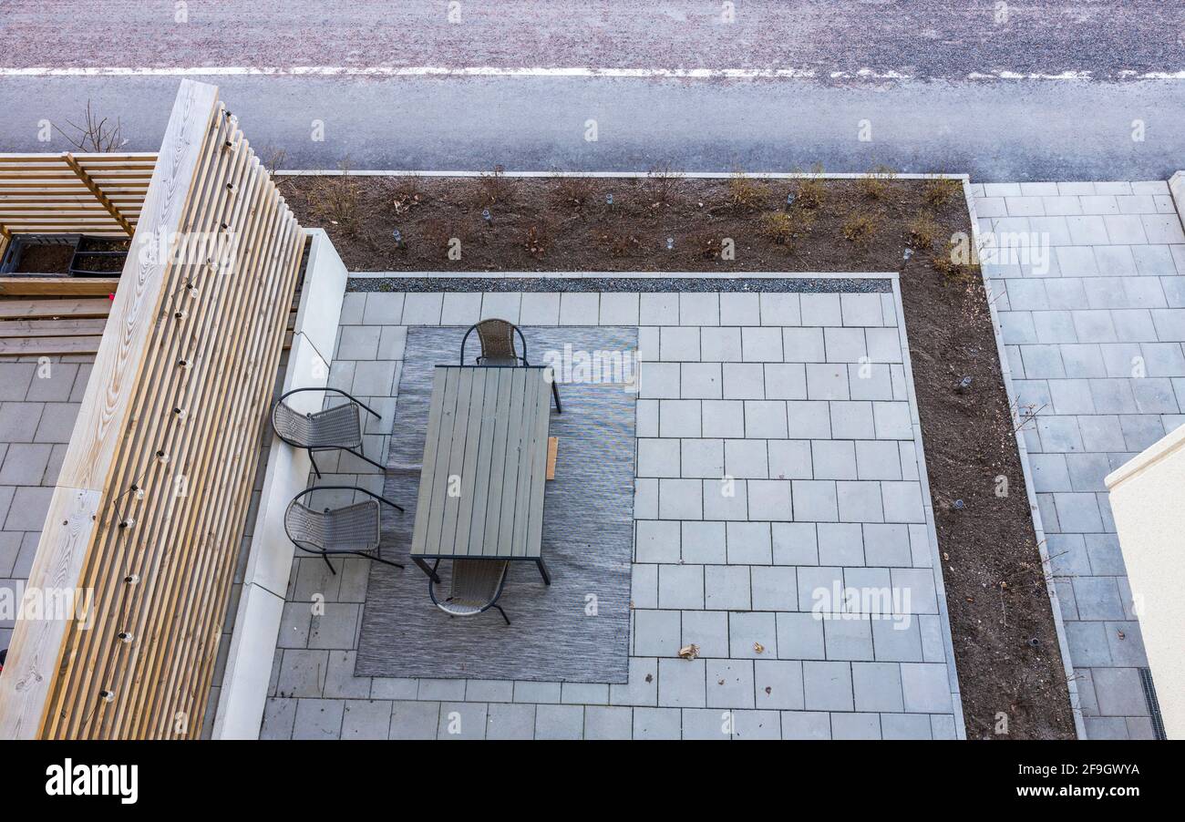 Modern patio from exterior hi-res stock photography and images - Alamy