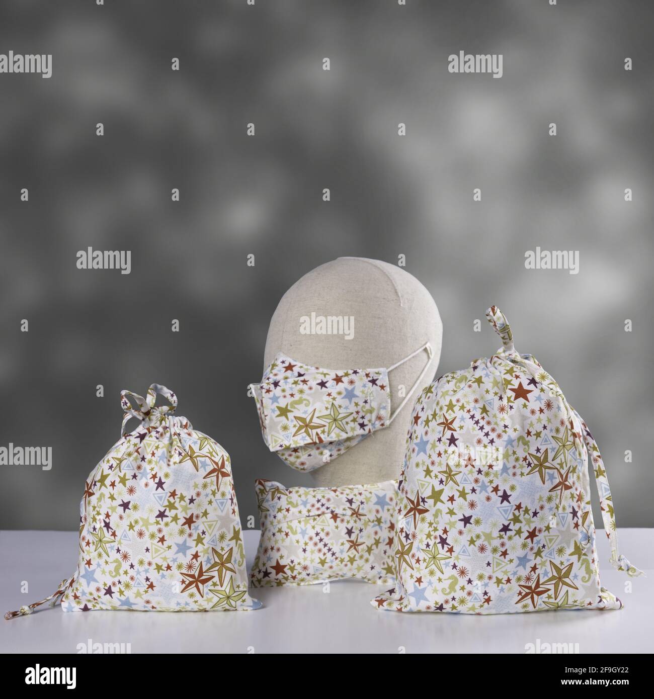 Pouch bags hi-res stock photography and images - Alamy