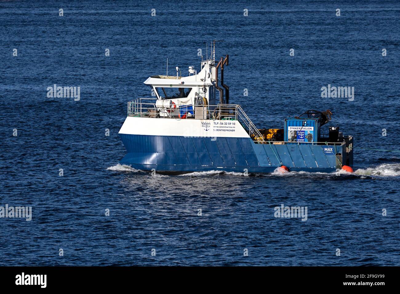 Specialty vessel Max, used for diving operations, quay constructions ...