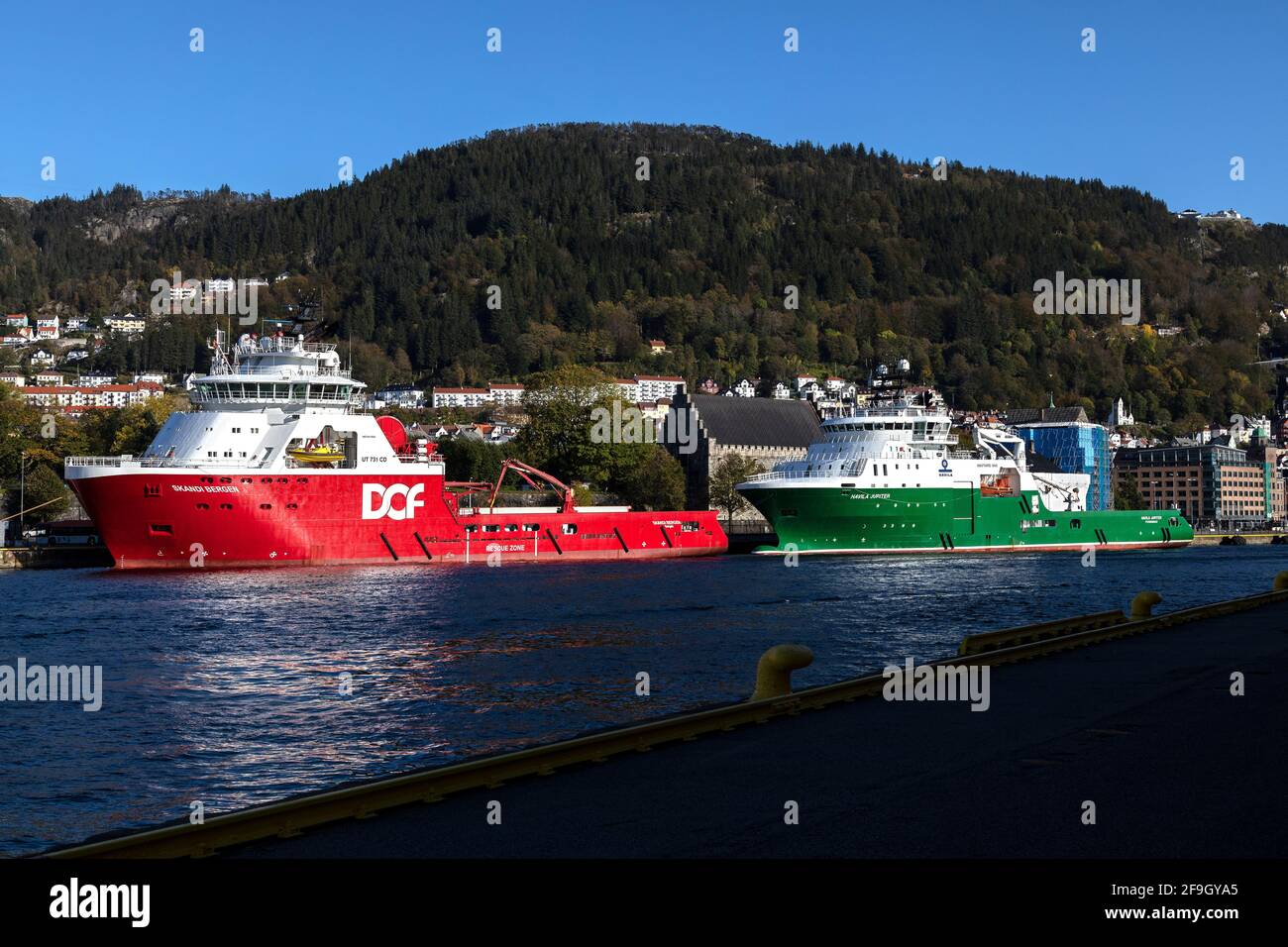 Offshore AHTS anchor handling tug supply vessels Skandi Bergen and ...