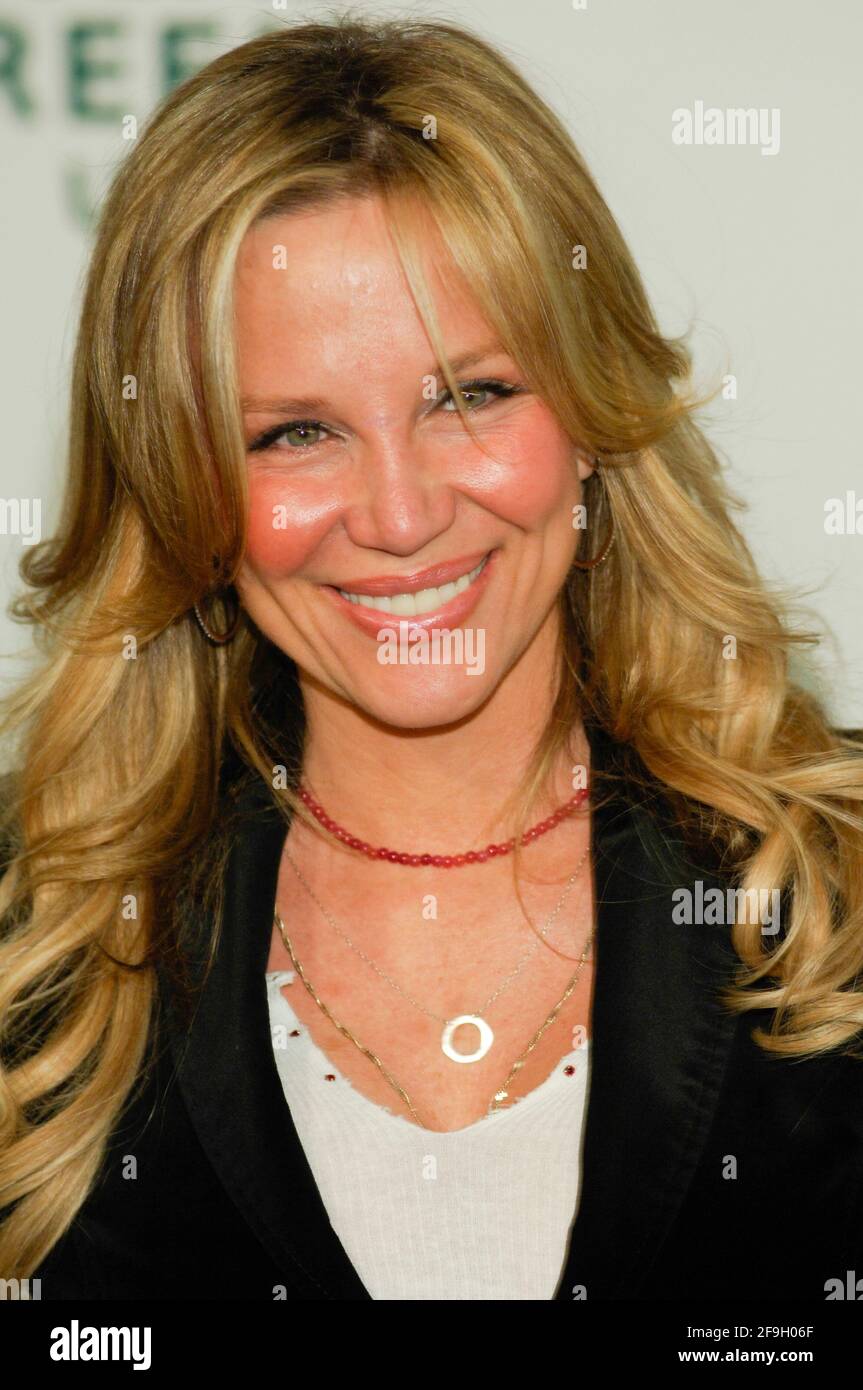 Model Kari Whitman attends arrivals for Global Green USA Pre-Oscar ...