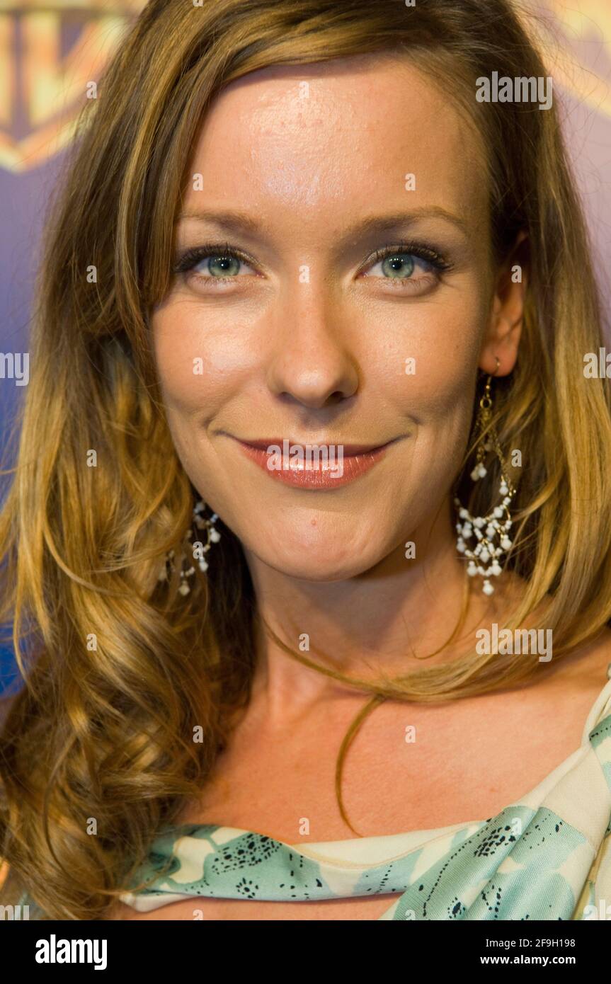 Actress Kathryn Gordon attends arrivals for the 58th Annual Primetime ...