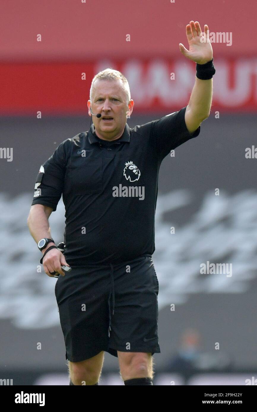 Old referee hi-res stock photography and images - Alamy