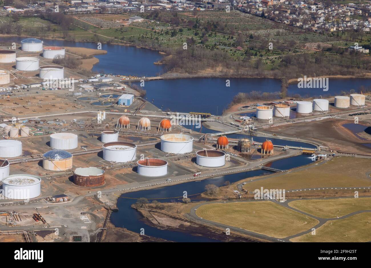 Industrial zone the equipment of oil refining of industrial pipelines ...