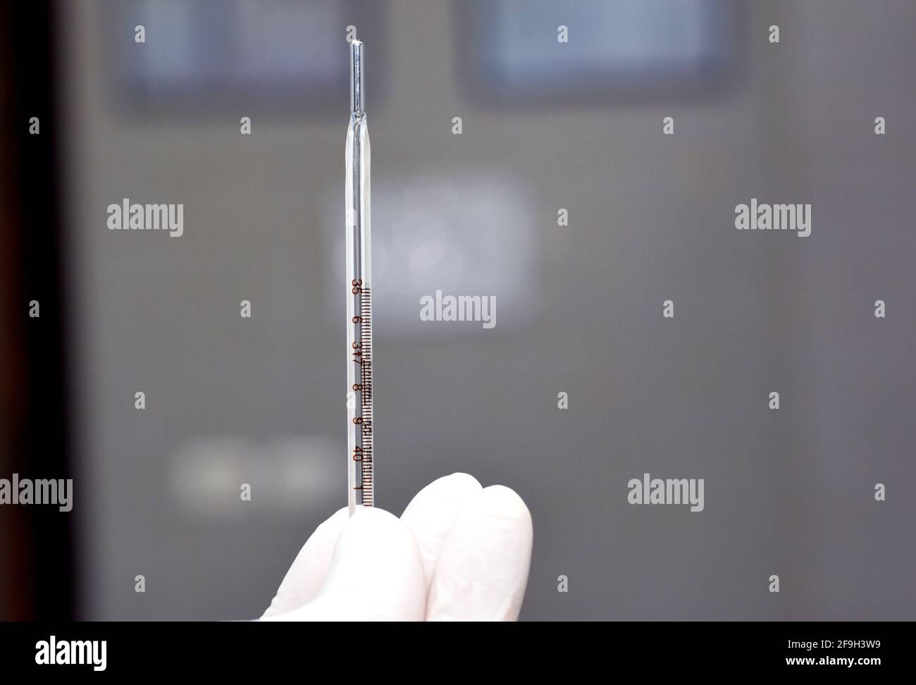 Medical Mercury Thermometer For Measuring Body Temperature Clinical