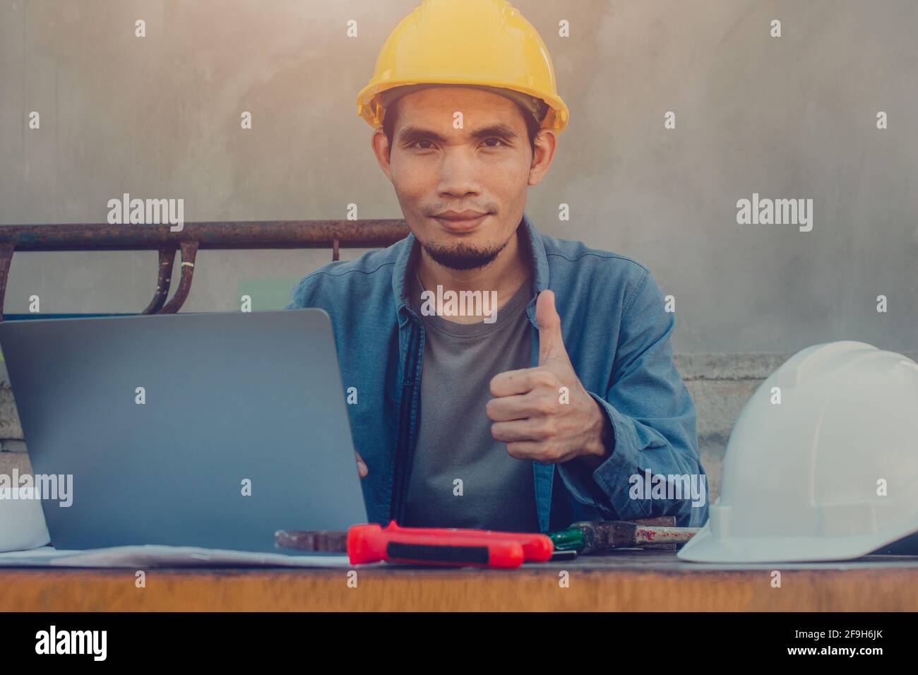 Civil employee engineer hi-res stock photography and images - Alamy