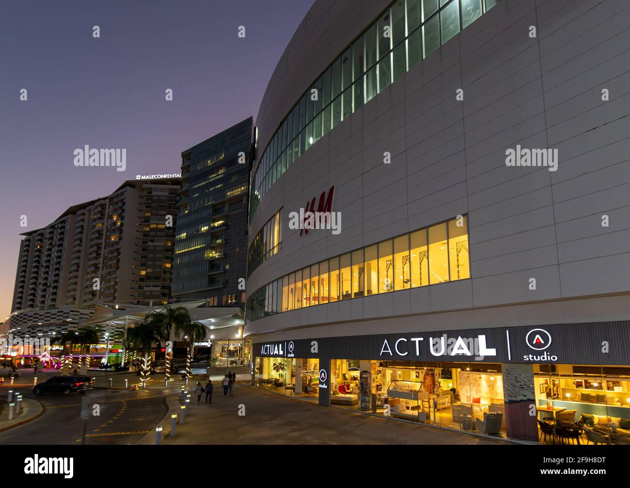 Cancun, Mexico - 20 December, 2020: Cancun Shopping Mall in city center ...