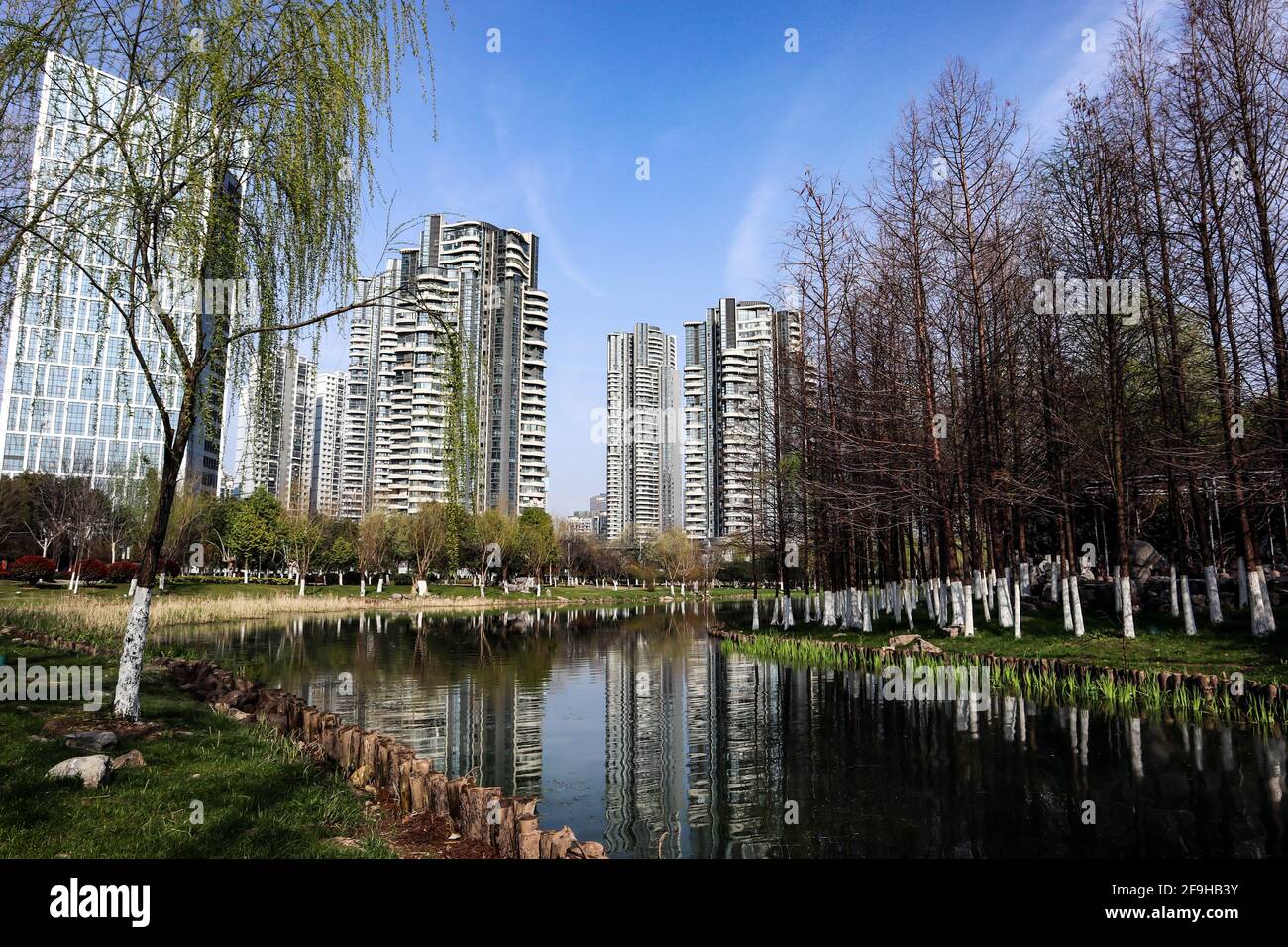 This is a beautiful view of some city parks in China Stock Photo - Alamy