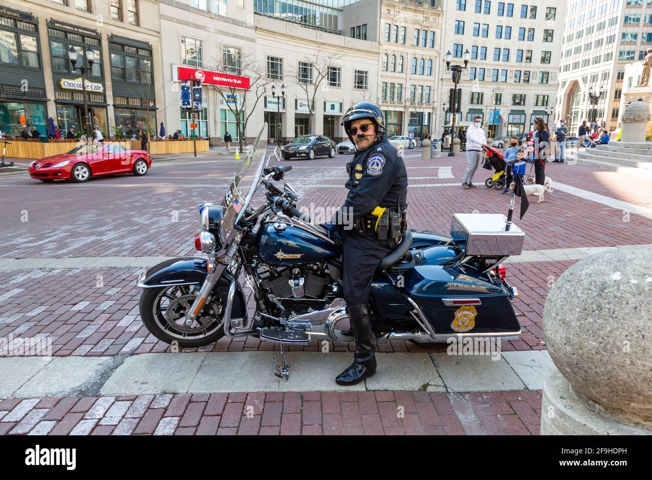 Harley davidson police motorcycle hi-res stock photography and images ...