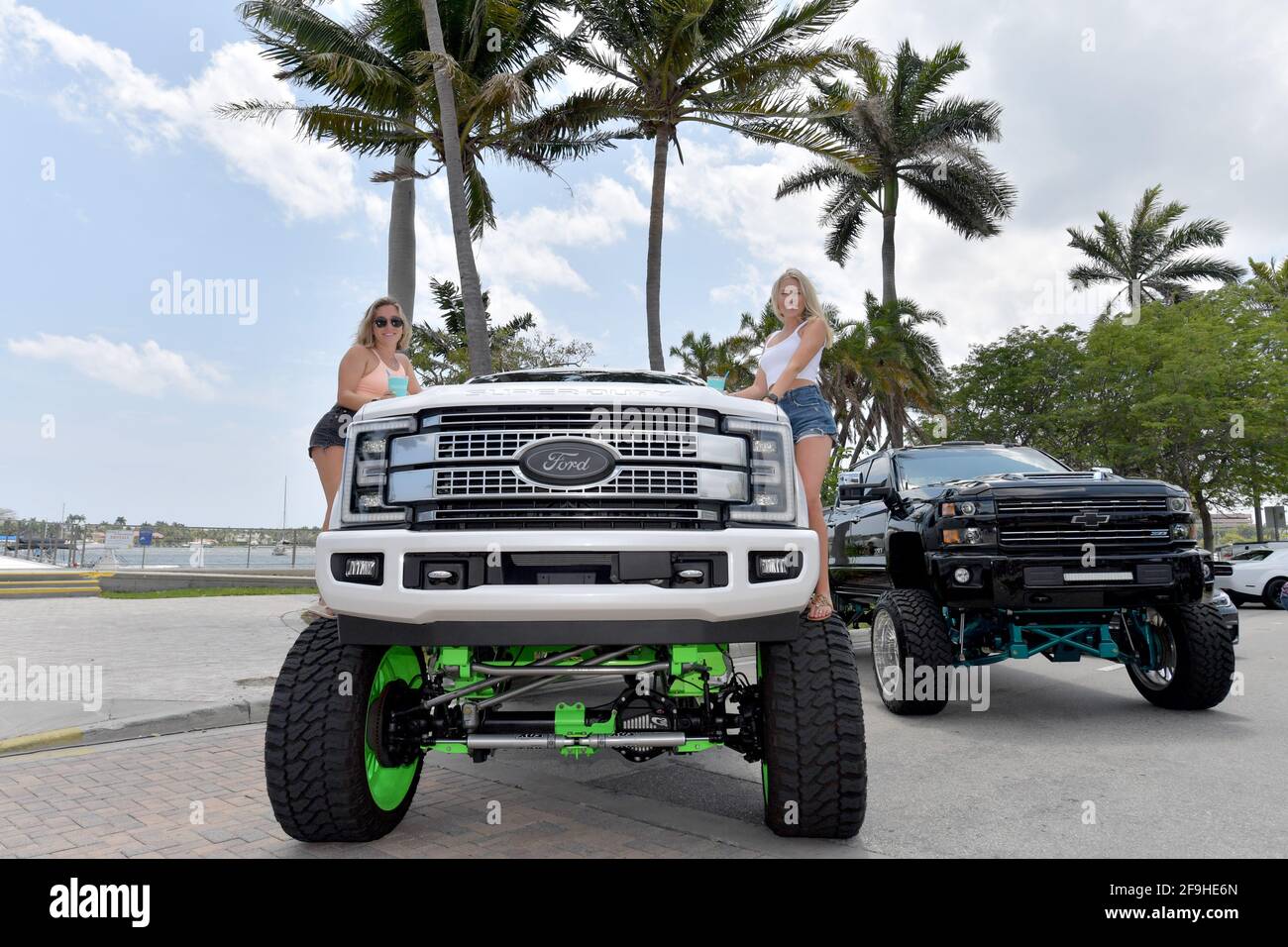 Carly gomez hi-res stock photography and images - Alamy