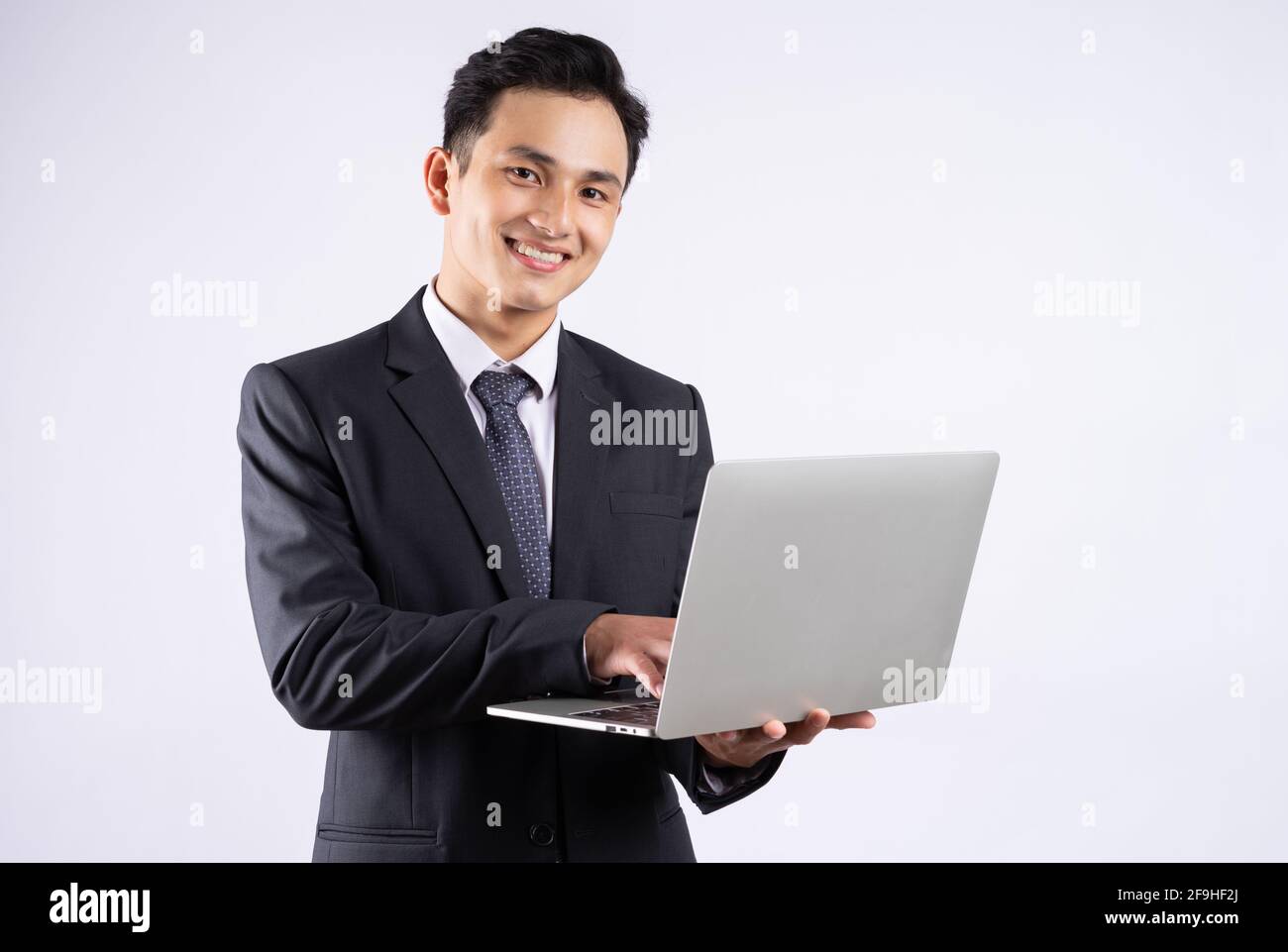 Filipino guy hi-res stock photography and images - Alamy