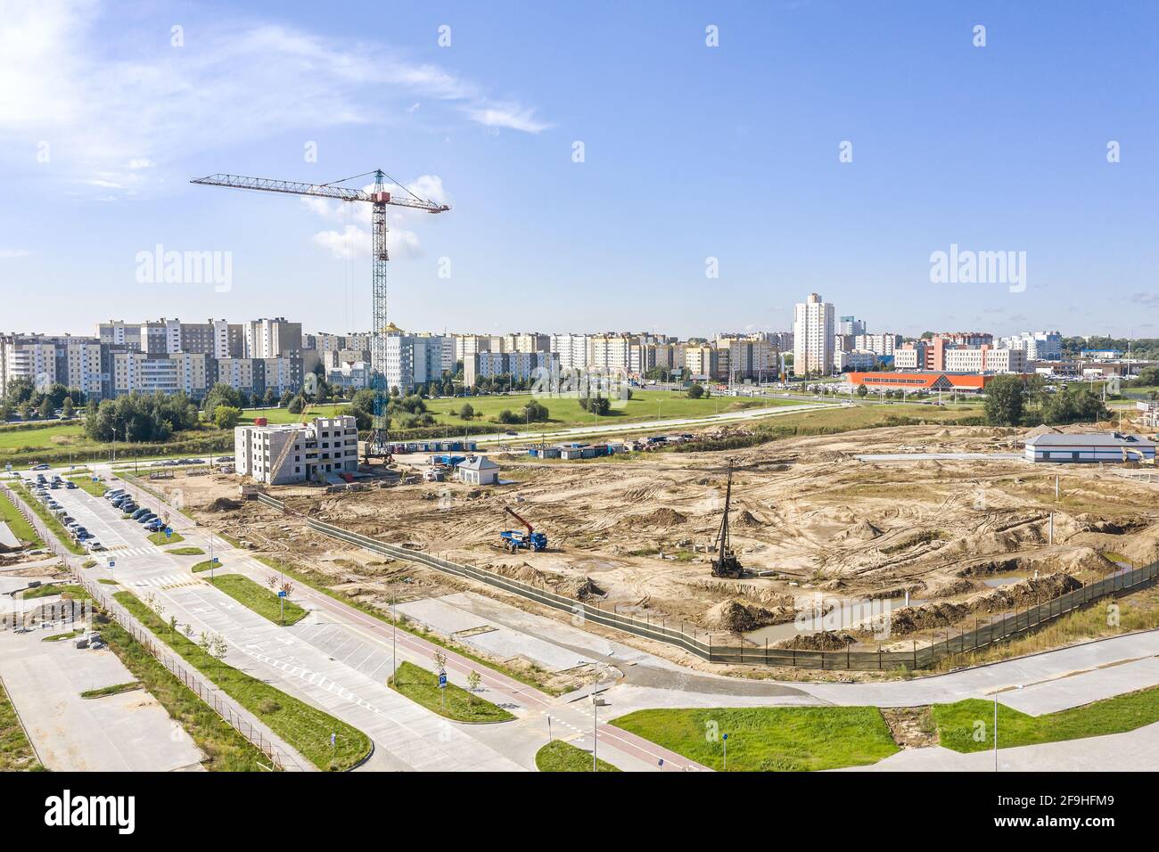 Contemporary construction architecture hi-res stock photography and ...