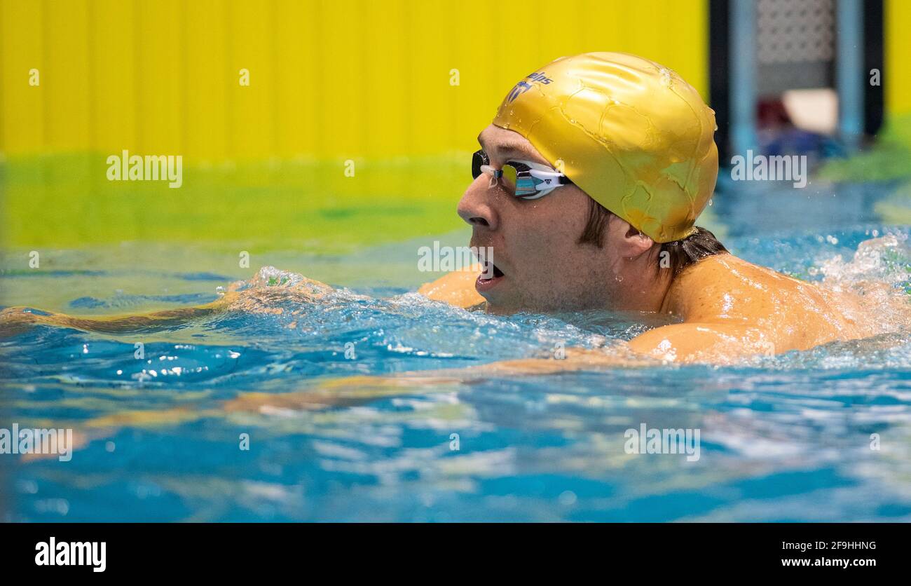 Berlin, Germany. 18th Apr, 2021. Swimming, Olympic qualification, pool ...