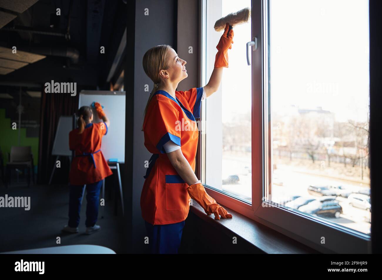 Janitorial staff washing office hi-res stock photography and images - Alamy