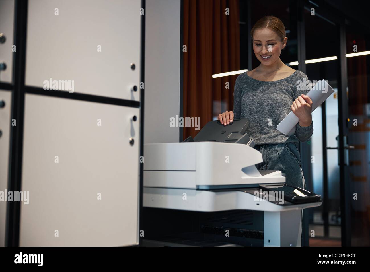 Printing assistant hi-res stock photography and images - Alamy