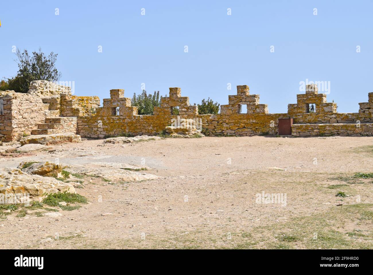 Castle of begur hi-res stock photography and images - Alamy