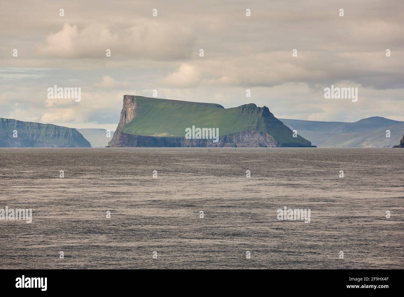 Stora dimun faroe islands hi-res stock photography and images - Alamy
