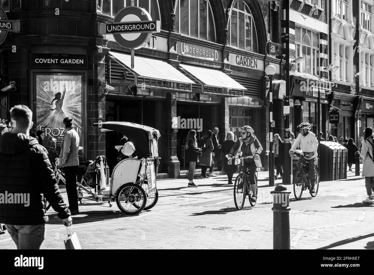 After Lockdown London West End Soho Stock Photo - Alamy