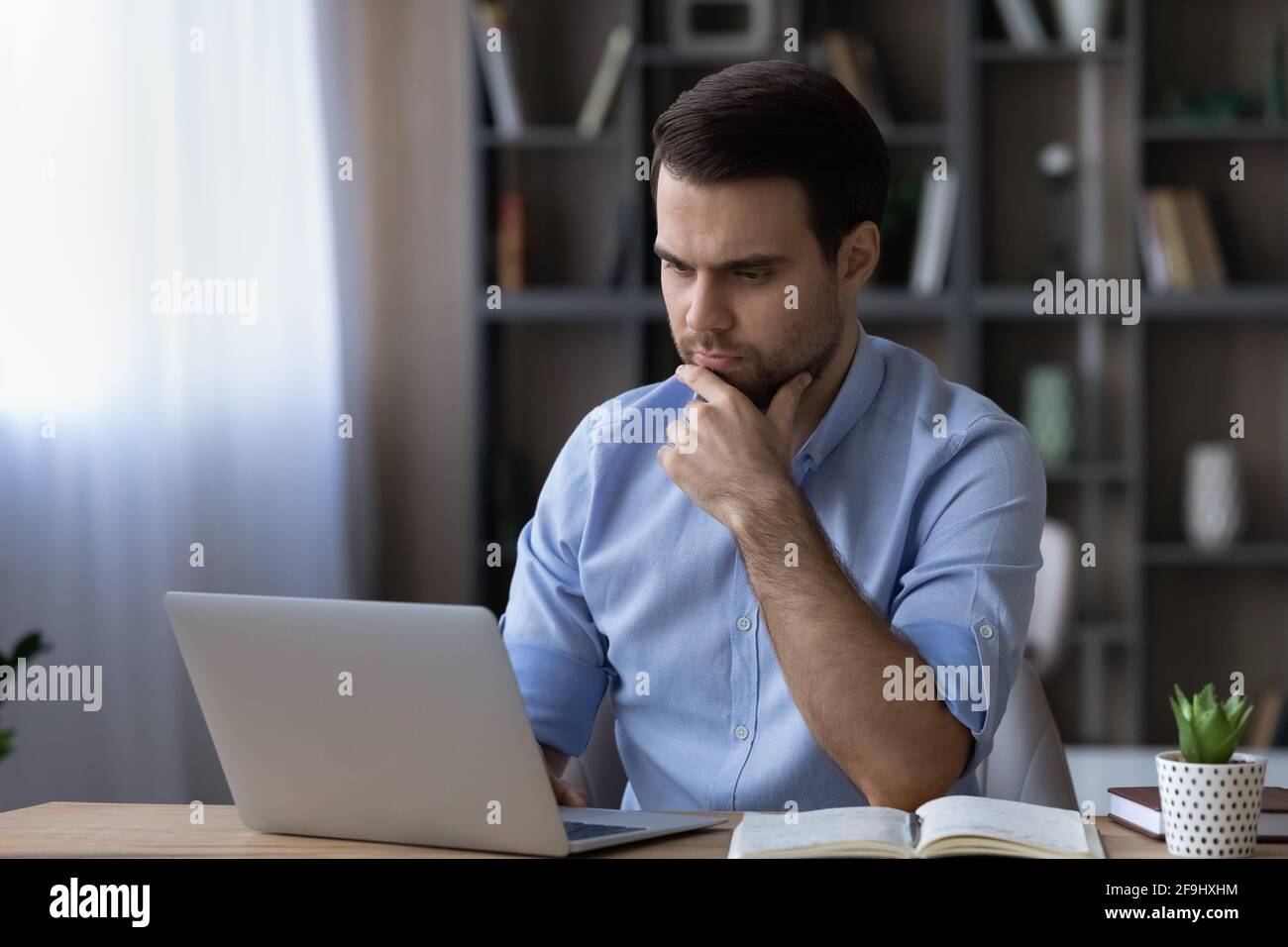 Computer gadget hi-res stock photography and images - Alamy