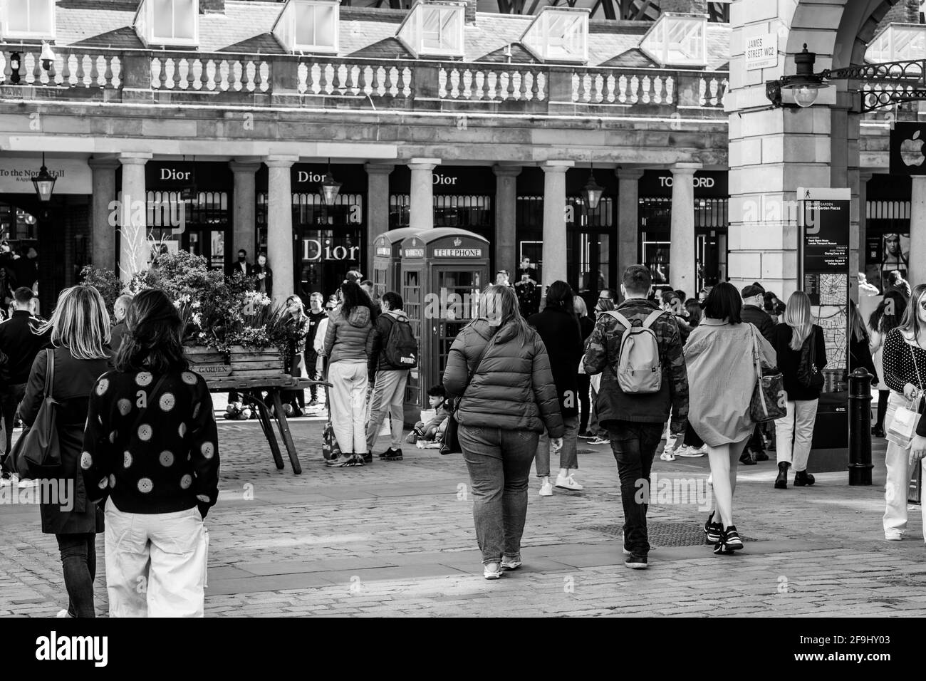 After Lockdown London West End Soho Stock Photo - Alamy