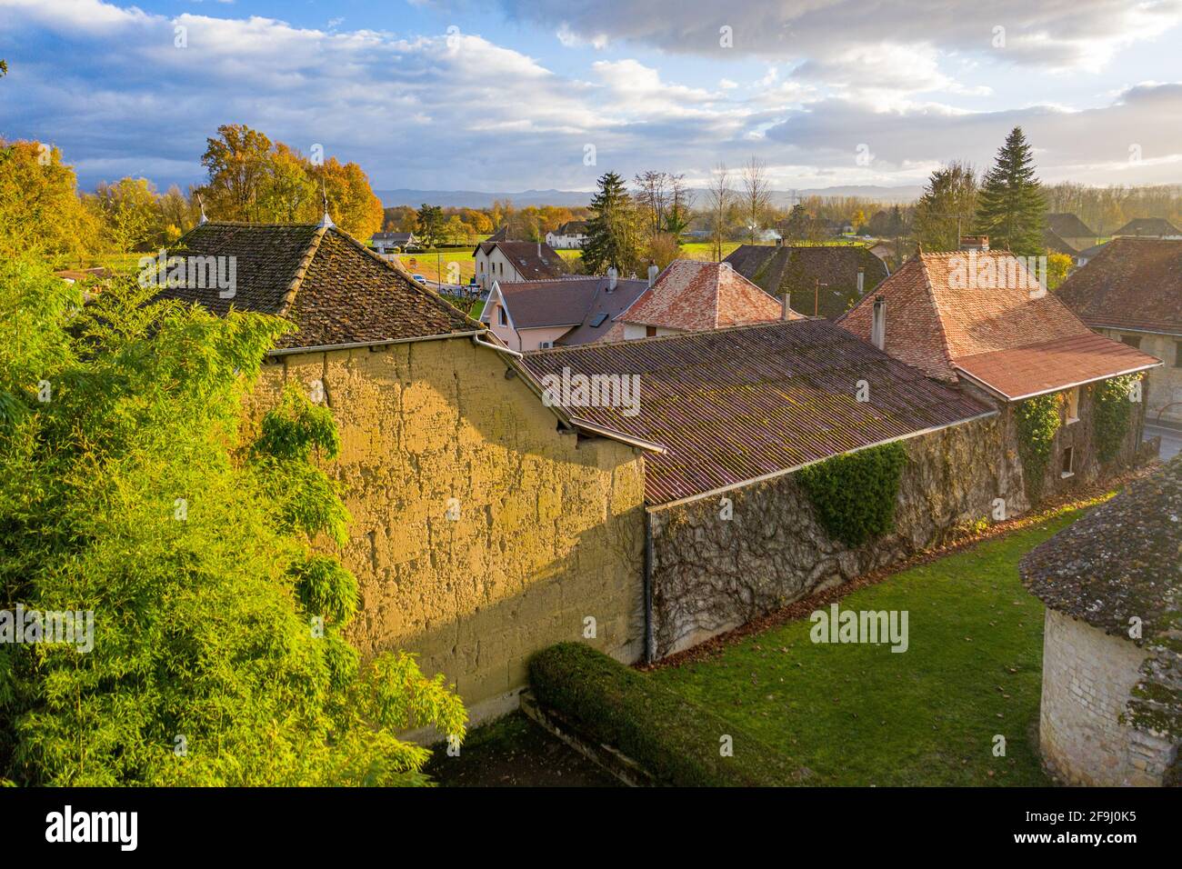 Serene environment hi-res stock photography and images - Alamy