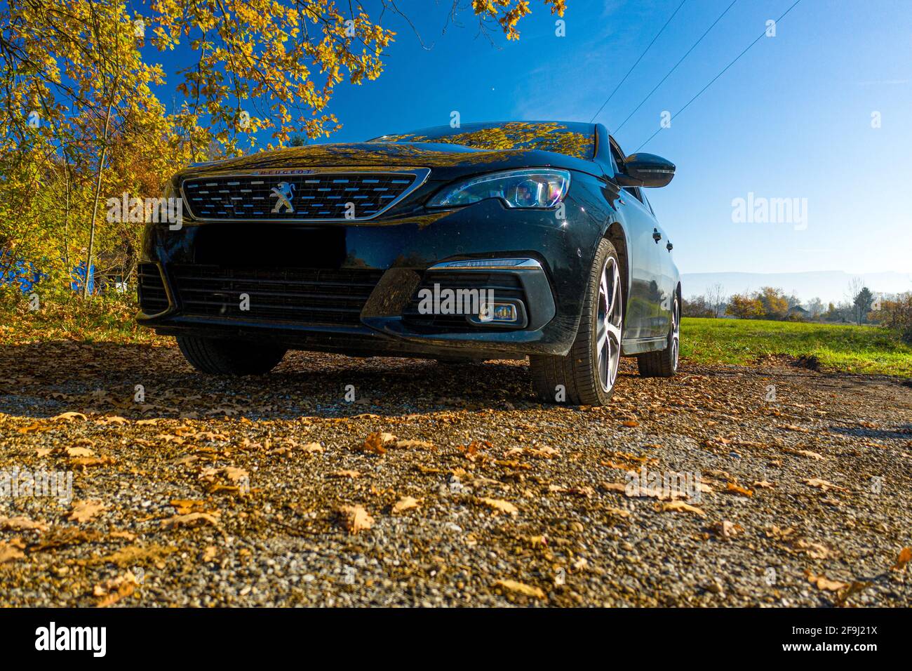 Car low angle front peugeot hi-res stock photography and images - Alamy