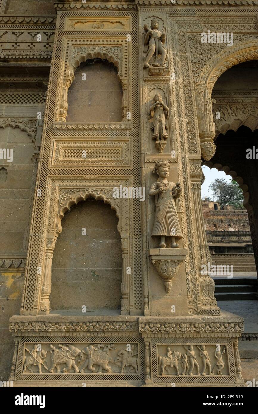 Ahilya fort maheshwar india hi-res stock photography and images - Alamy