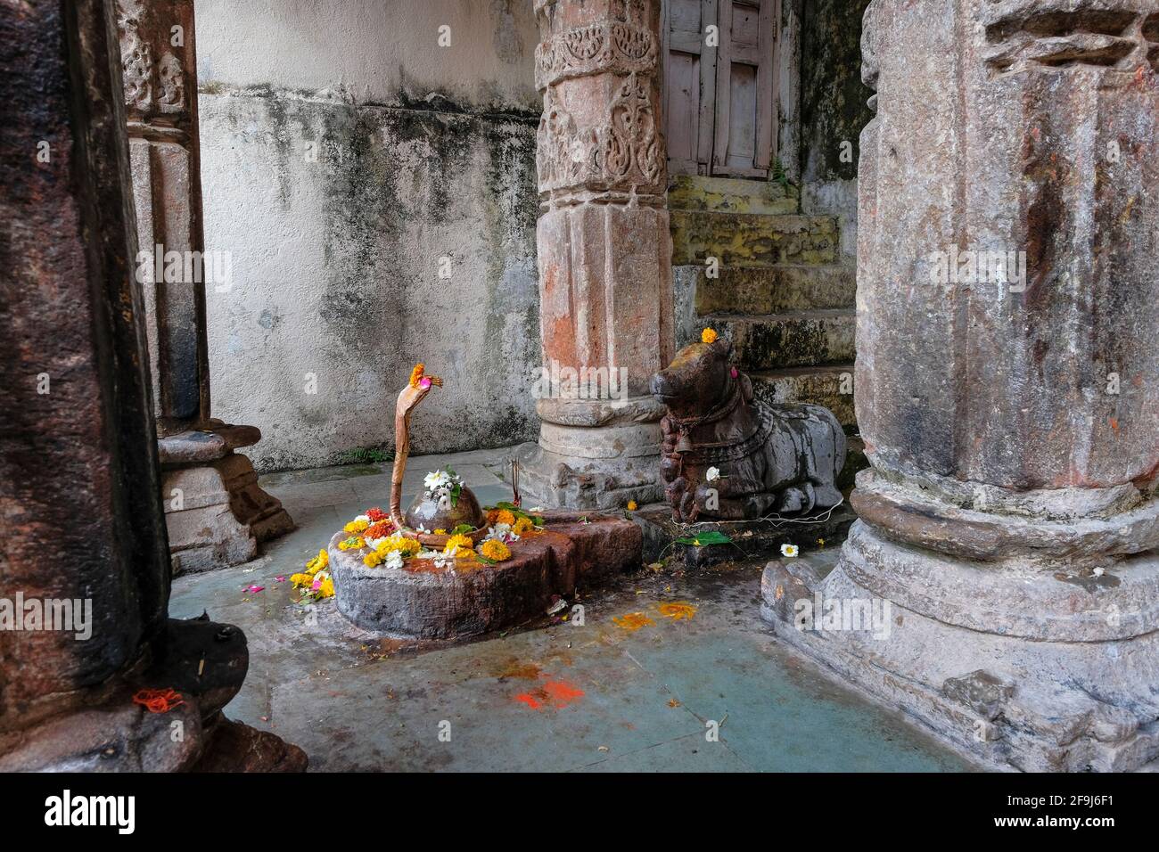 Detail of the Shri Omkar Mandhata located on the island of Mandhata in ...