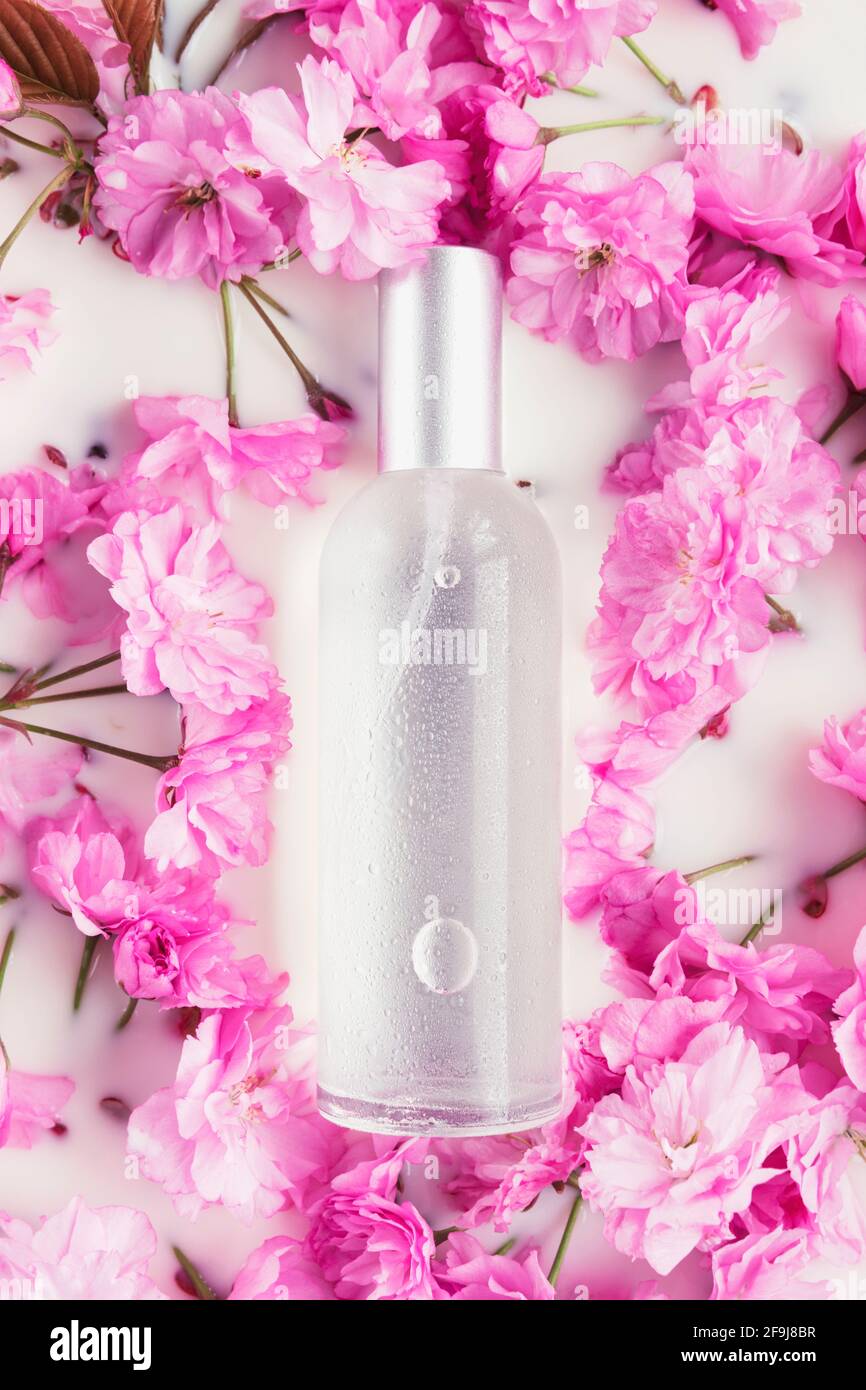 Pink tonic hi-res stock photography and images - Alamy