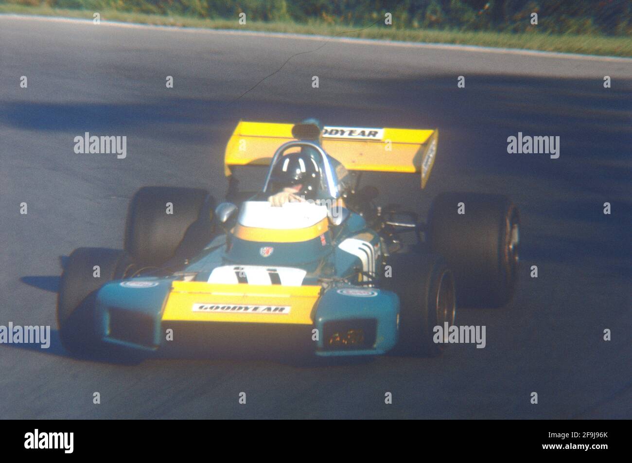 Graham Hill in the 'lobster claw' Brabham BT34 in the opening laps of ...