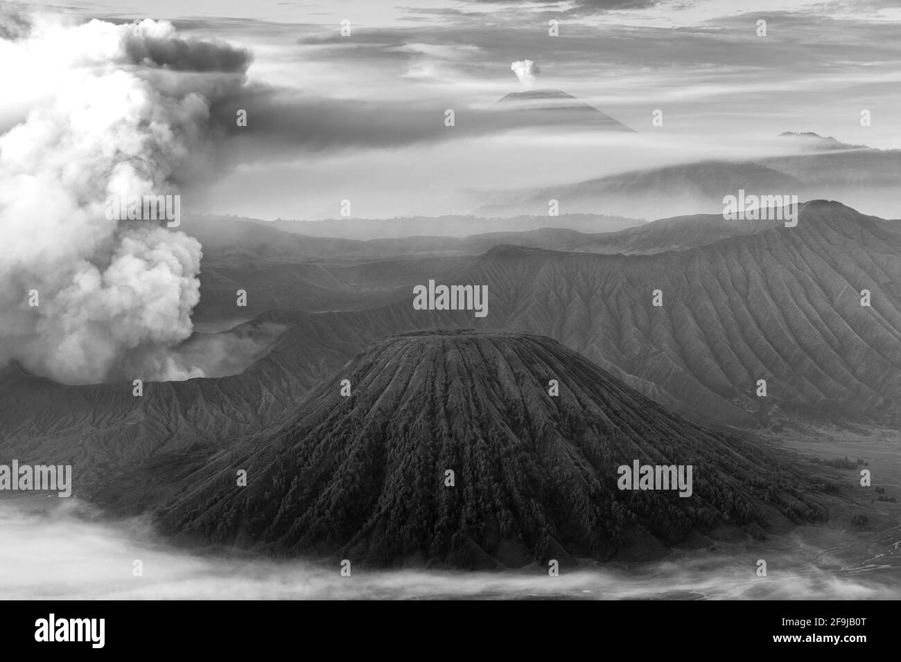 No smoking asia Black and White Stock Photos & Images - Alamy