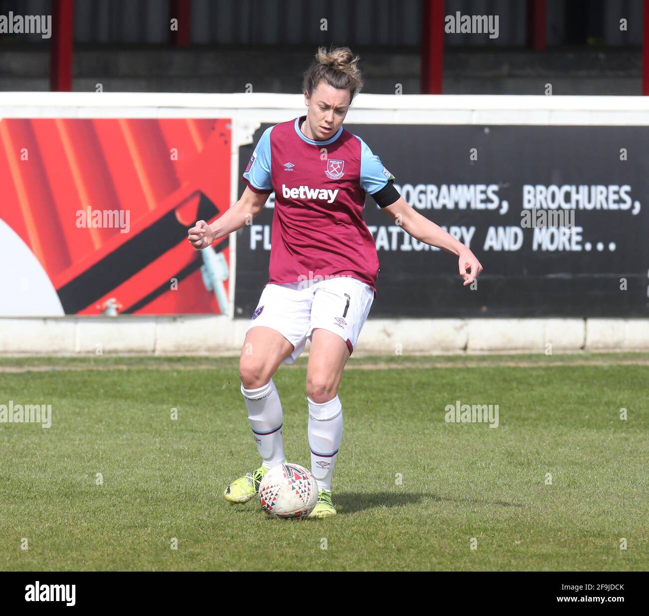 DAGENHAM, ENGLAND - APRIL 18: Mackenzie Arnold of West Ham United WFC ...