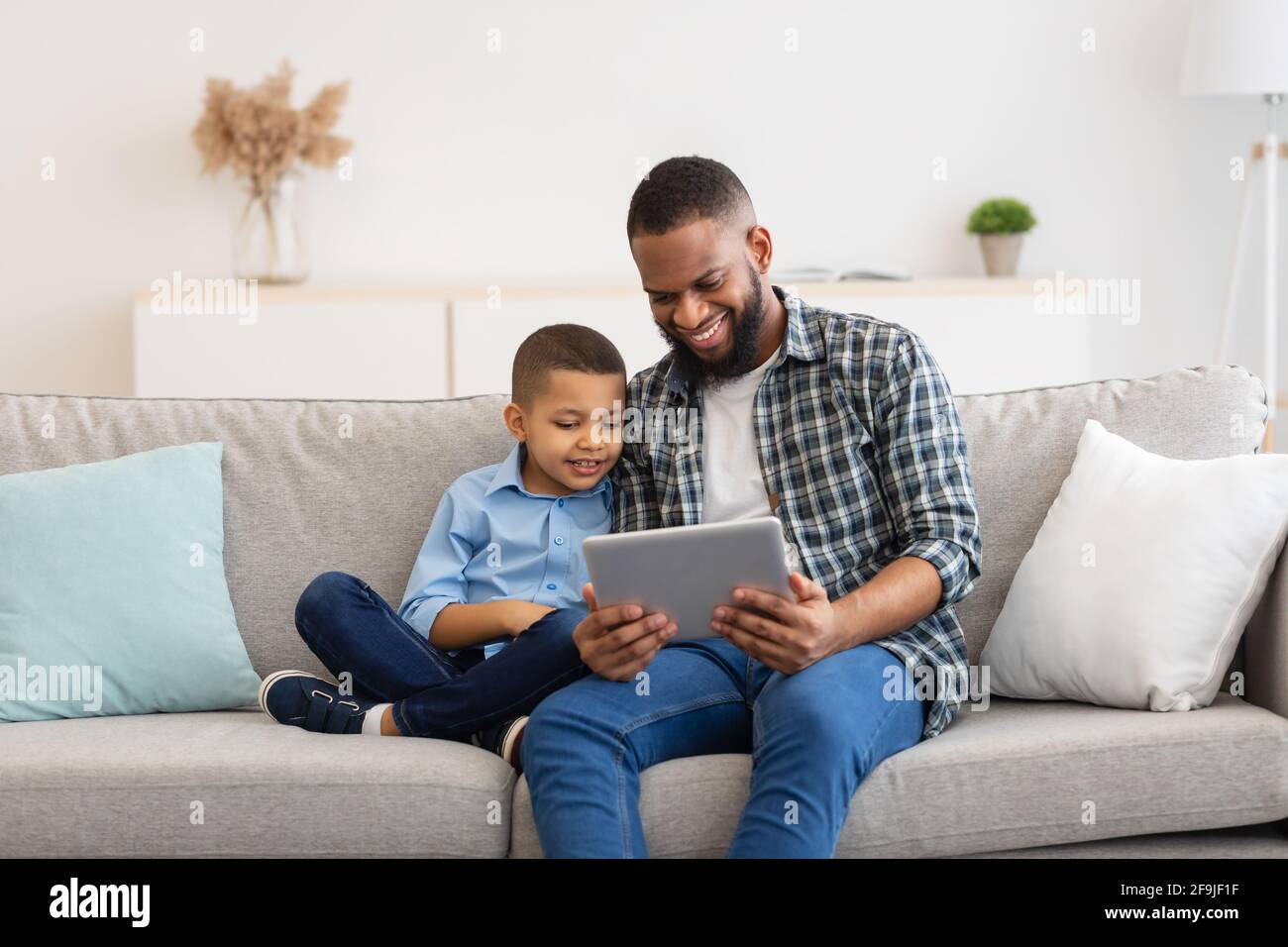 Daddy cartoons hi-res stock photography and images - Alamy