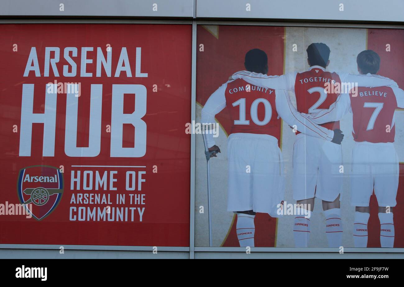 Football signage hi-res stock photography and images - Alamy