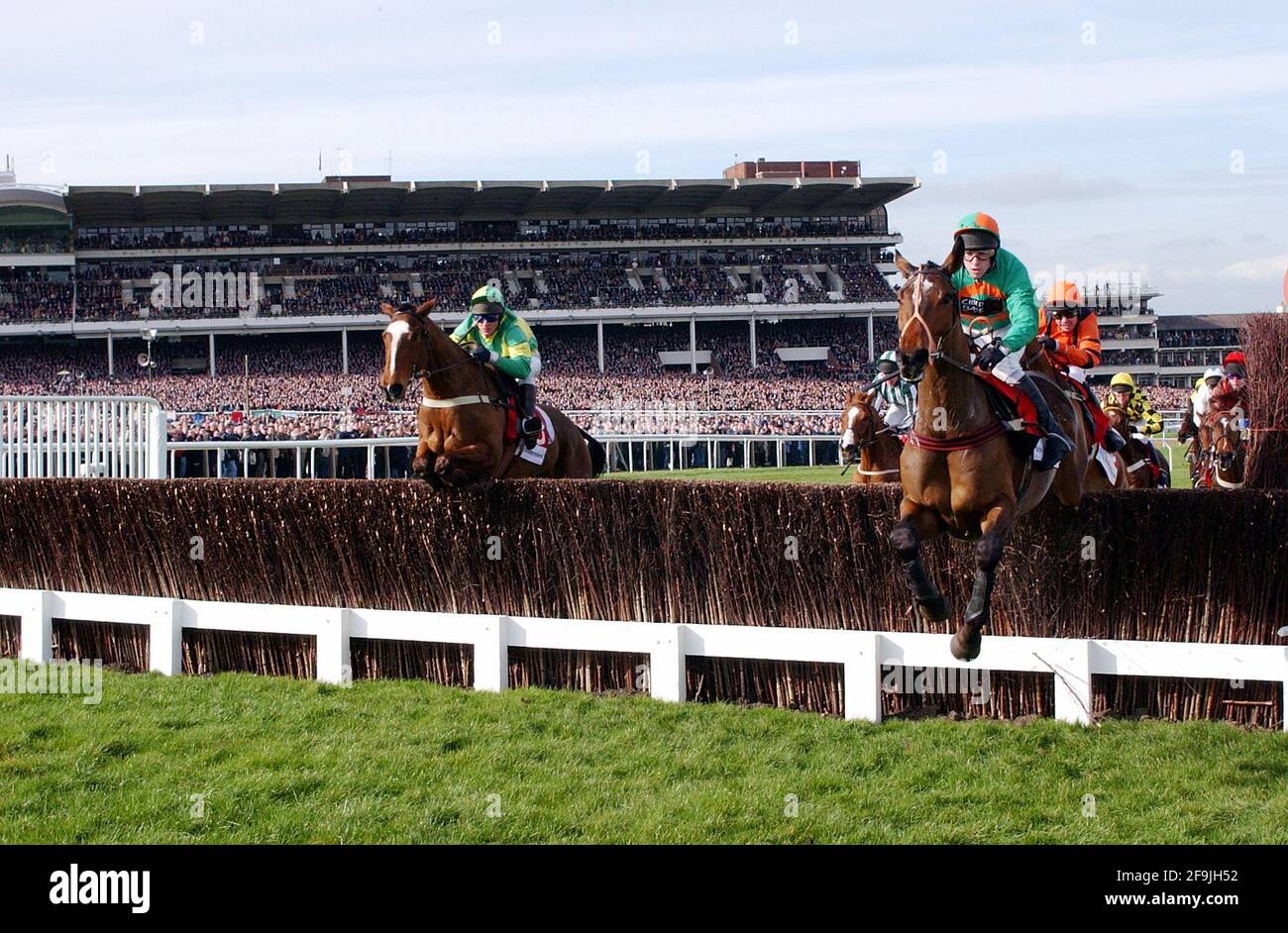 Hurdle12 3 2002 hi-res stock photography and images - Alamy