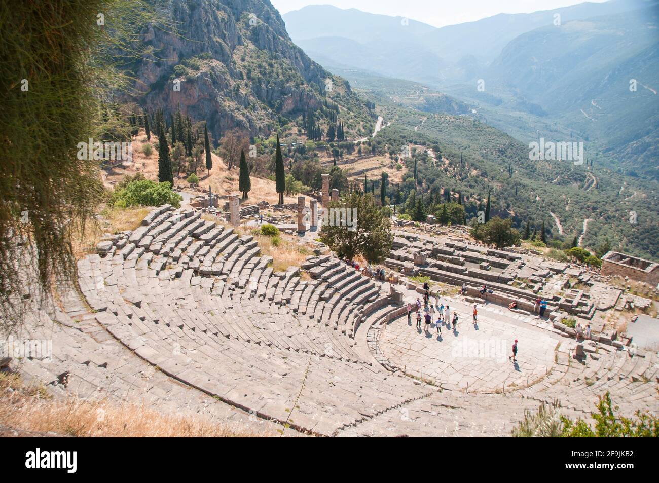 Amphitheatre delphi hi-res stock photography and images - Alamy