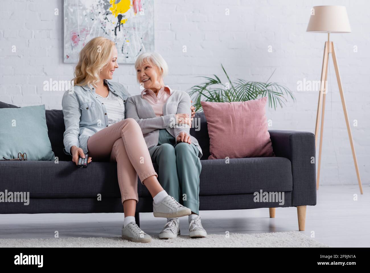 Senior controller hi-res stock photography and images - Alamy