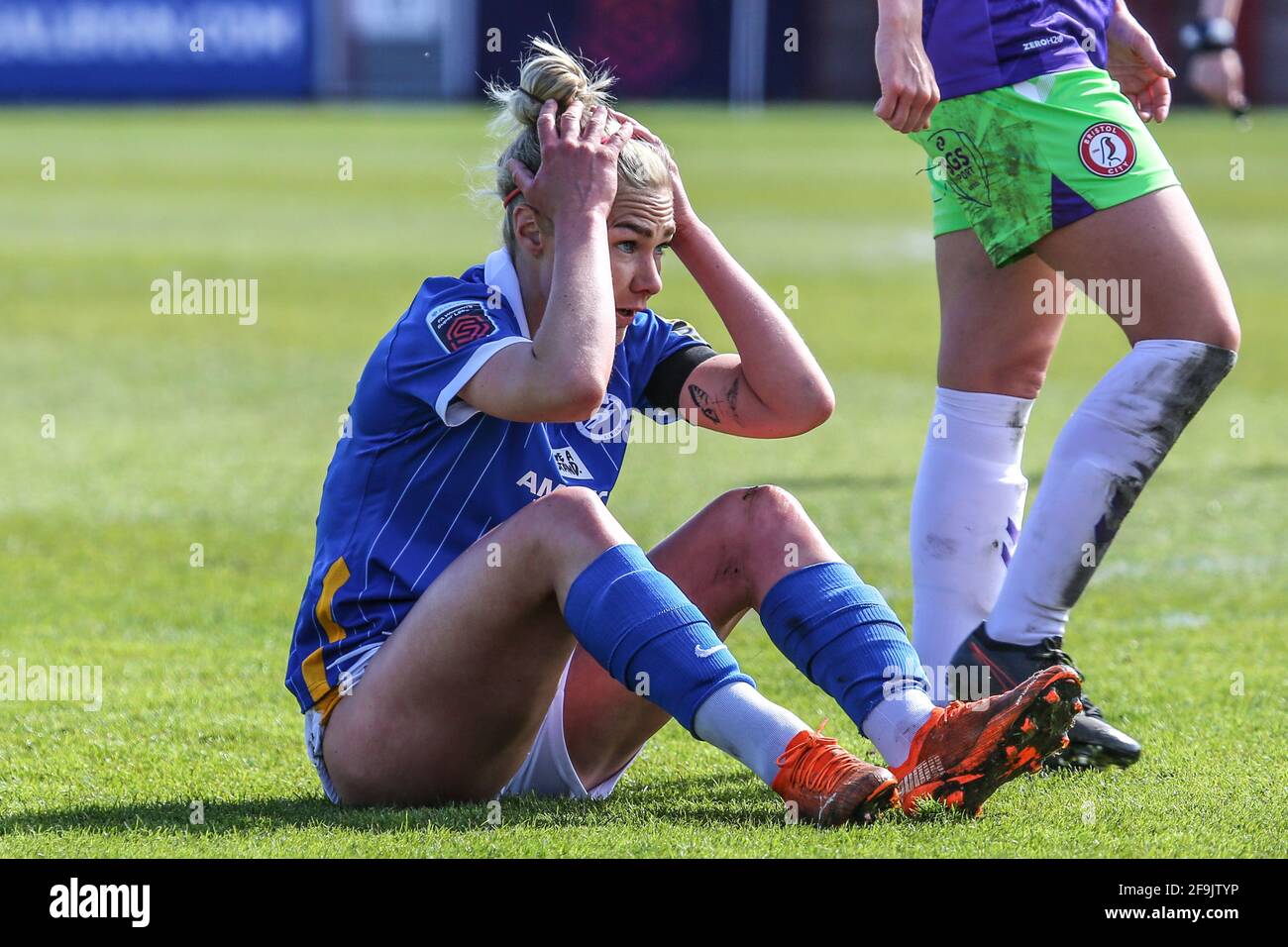 Emily simpkins hi-res stock photography and images - Alamy