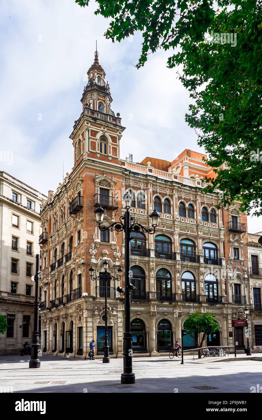 Seville medieval building hi-res stock photography and images - Alamy