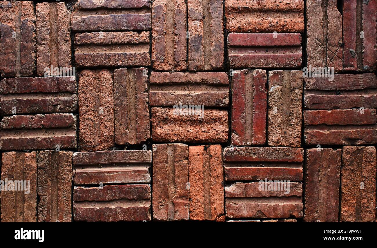 the rough texture of the brick wall Stock Photo - Alamy