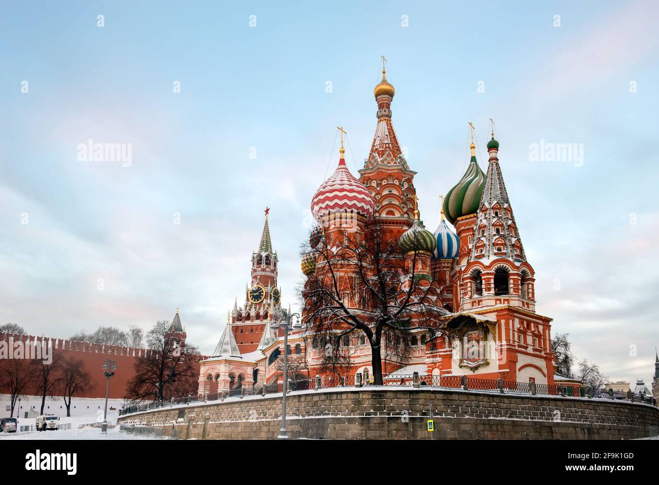 Moscow, Russia, Red Square, view of St. Basil's Cathedral on a frosty ...