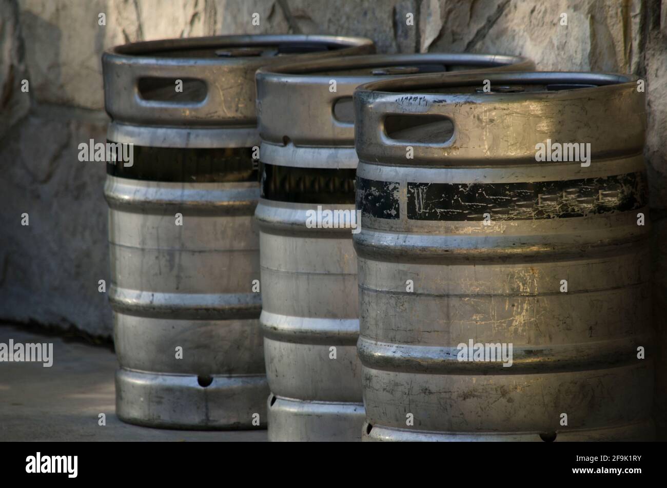 Used beer kegs hi-res stock photography and images - Alamy