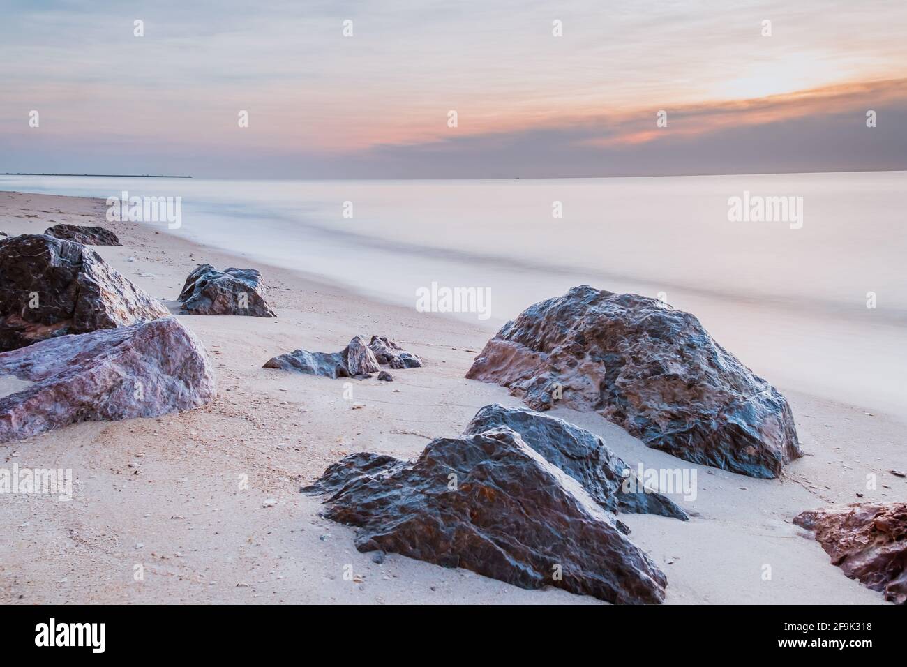 Long Reef Beach High Resolution Stock Photography and Images - Alamy
