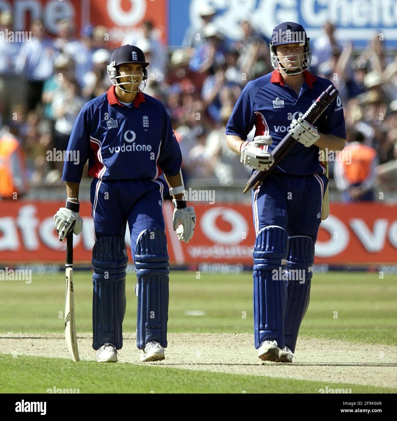 Oval england cricket hi-res stock photography and images - Alamy