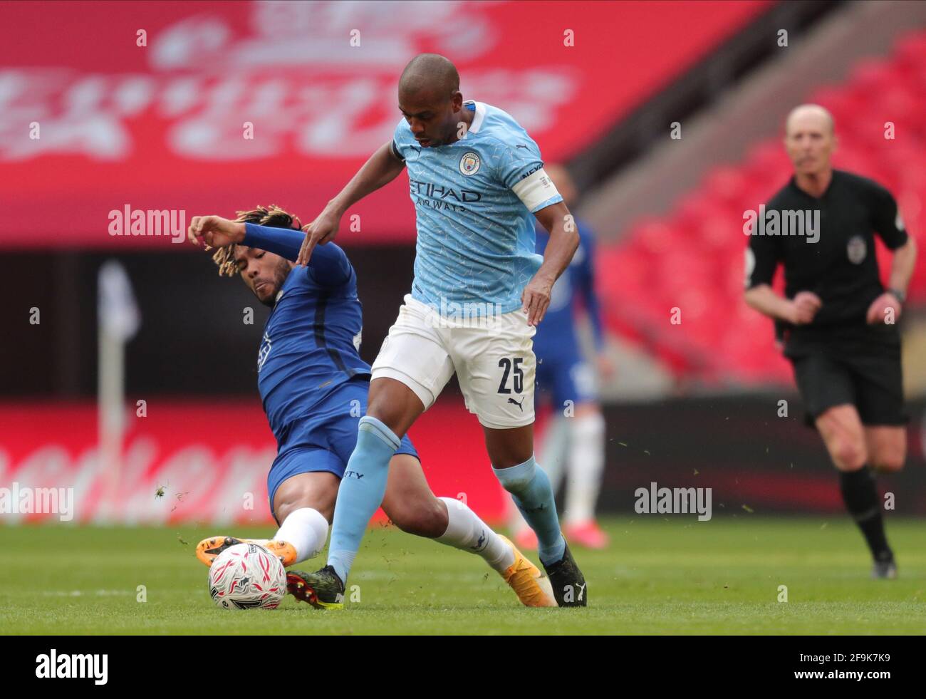 Reece james of chelsea fc hi-res stock photography and images - Alamy