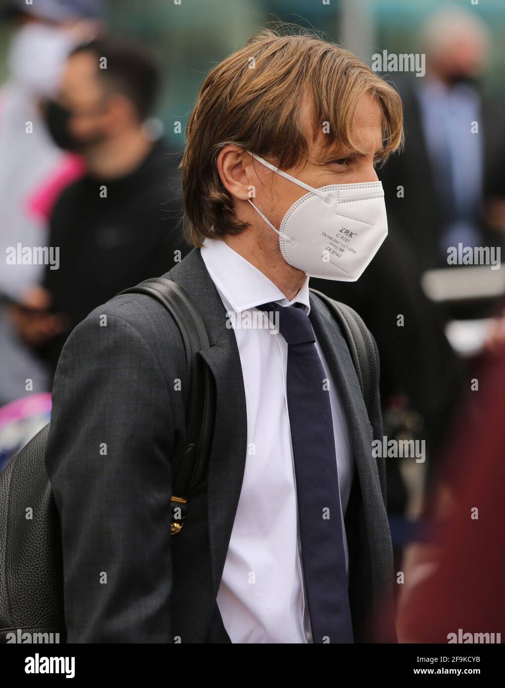 Real madrid fans arrive hi-res stock photography and images - Alamy