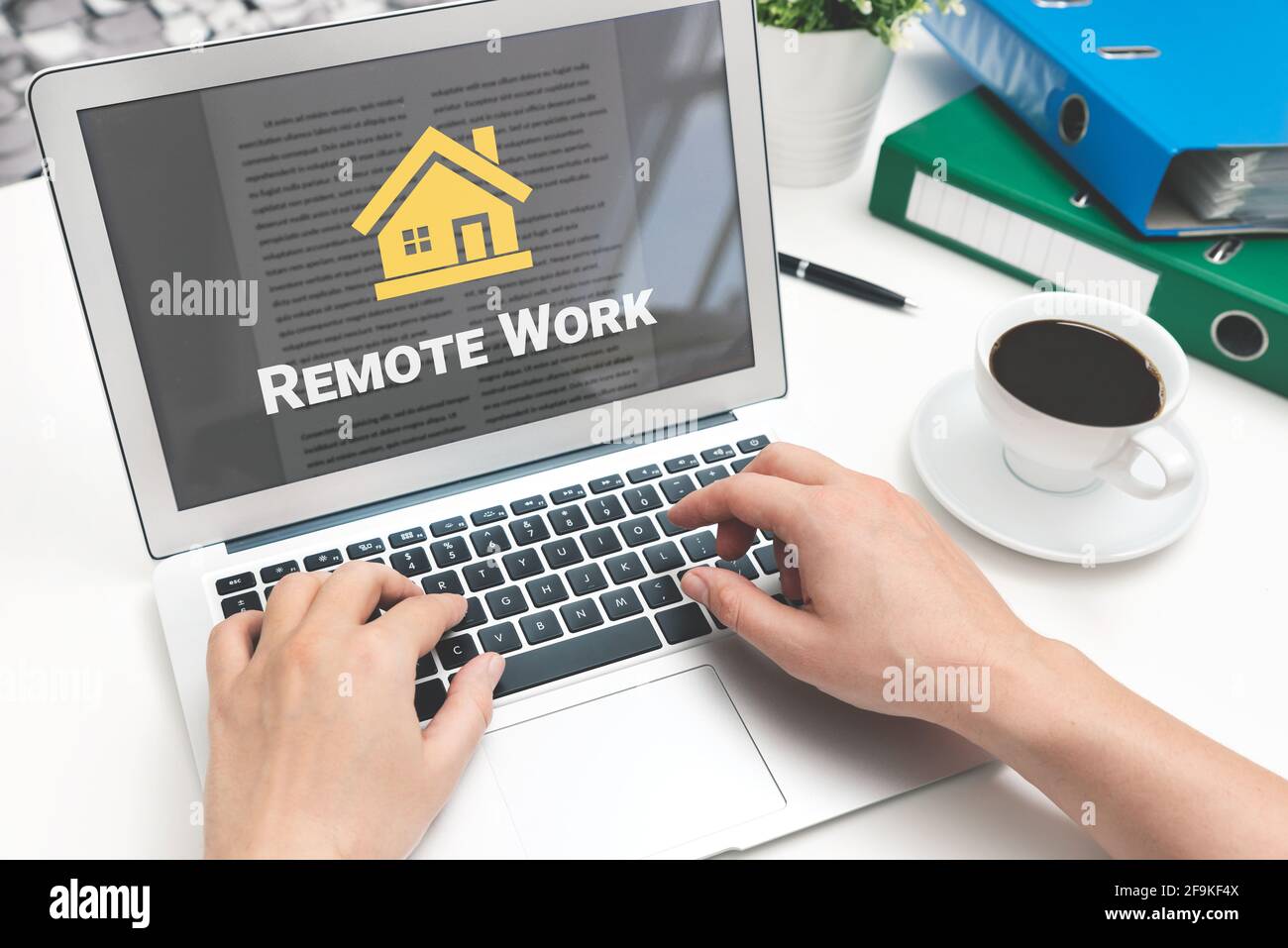 Smart home manager hi-res stock photography and images - Alamy