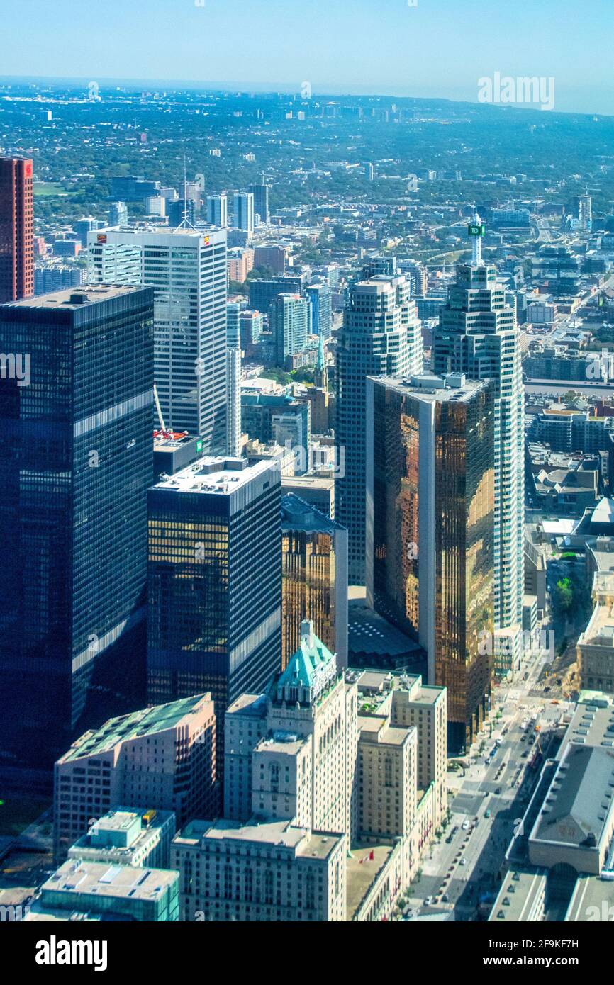 Tower hotel toronto hi-res stock photography and images - Alamy