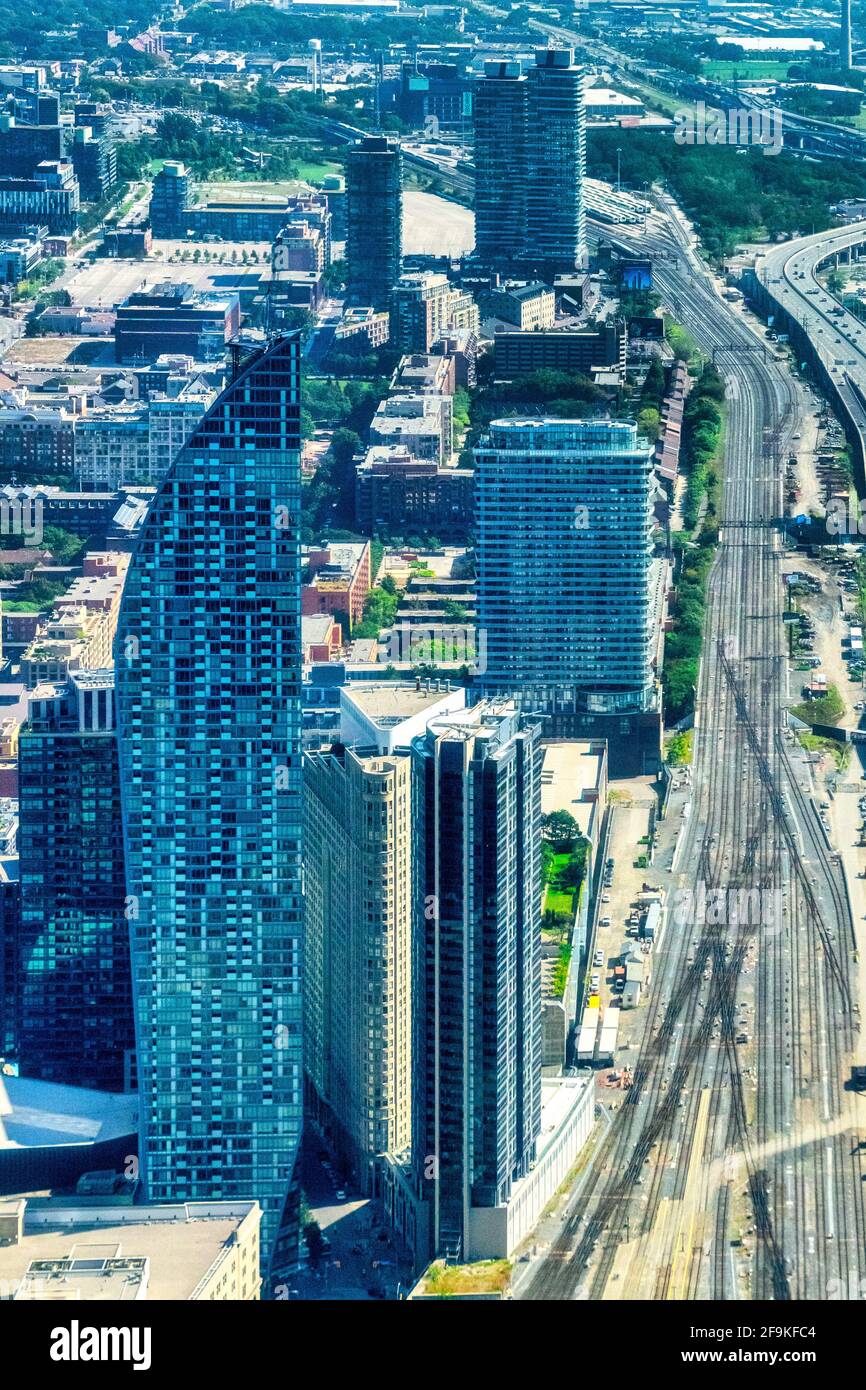 Financial district toronto hi-res stock photography and images - Alamy